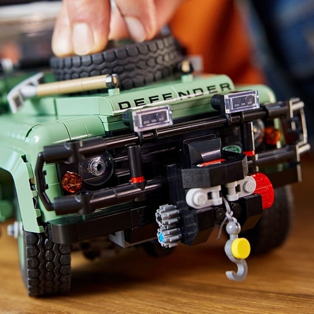 LEGO Icons - Land Rover Defender 90 Classic - 2336 peças - 10317 ...